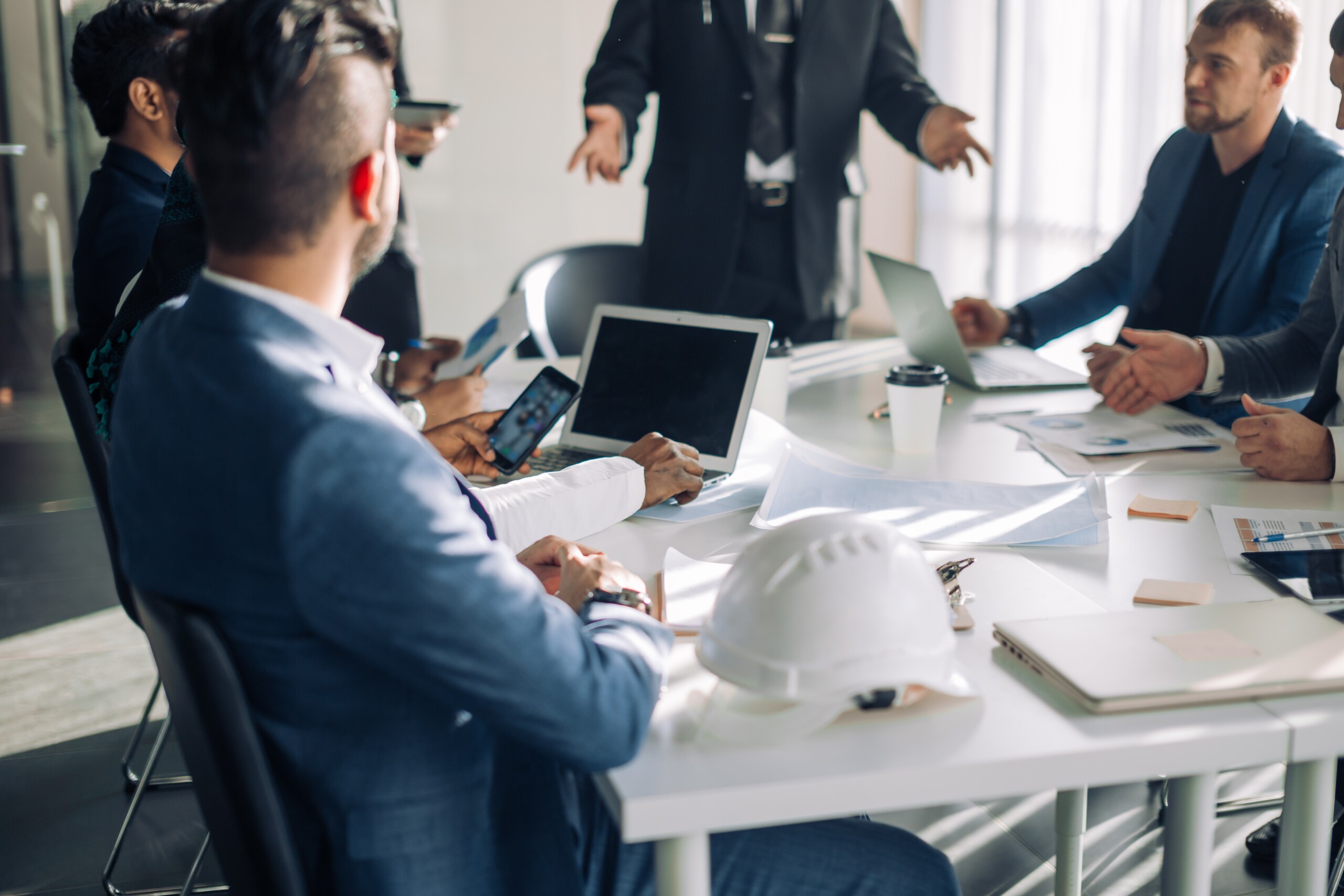 Contractor sourcing: How to address complexity and risk - Alcumus Safe ...
